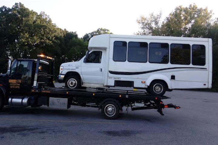 Precision Towing - Portage, IN